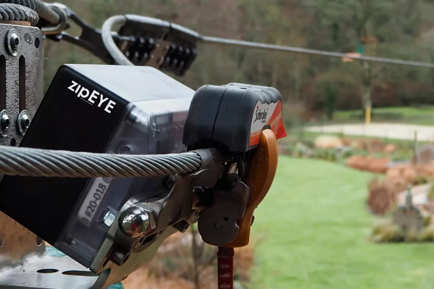 Saferoller zipEYE: Intelligent Zipline Control for Enhanced Safety